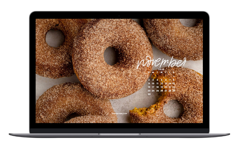 The Everygirl: free november tech backgrounds are here! 🍂 | Milled