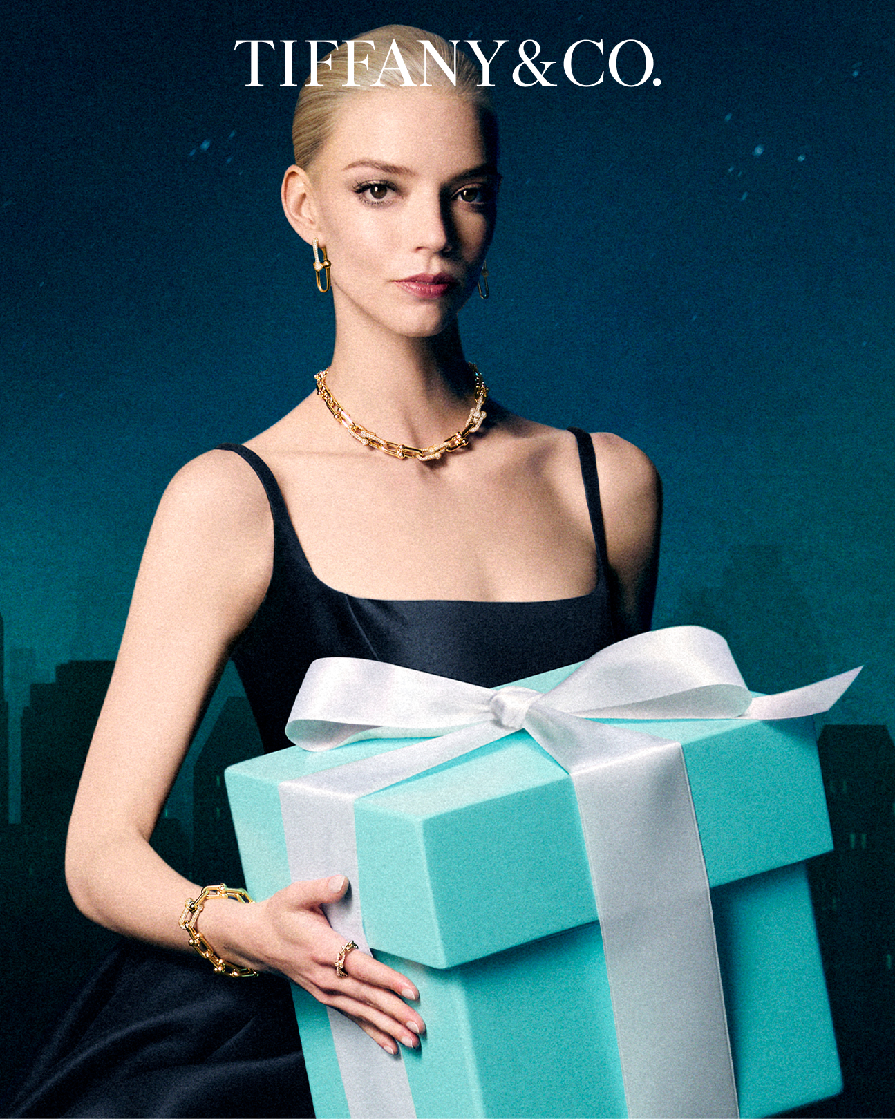 Tiffany: Discover Why Tiffany Is the Destination for Christmas Gifts ...